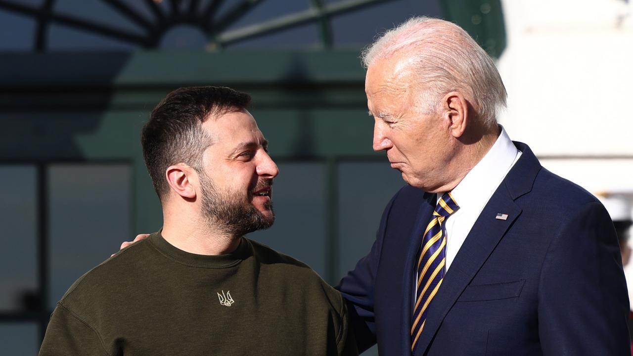 Selenskyj trifft Biden: "Große Ehre, hier zu sein" | tagesschau.de
