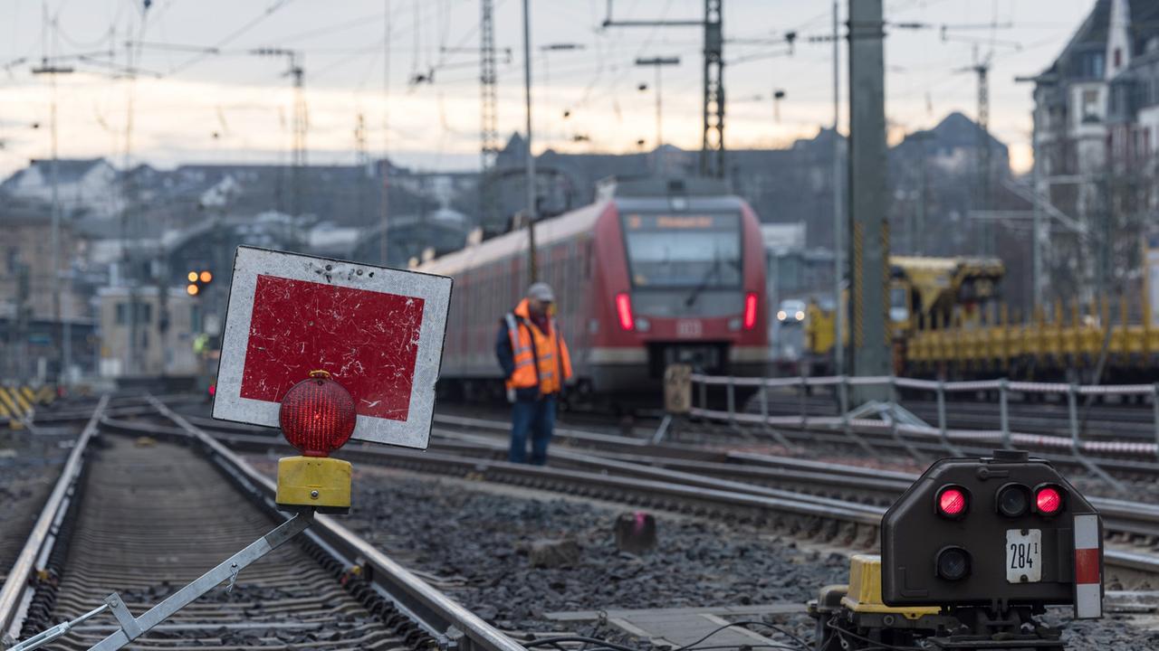 Hessen Deutsche Bahn Bauarbeiten Sorgen F r Sperrungen Und hessen-deutsche-bahn-bauarbeiten-sorgen-f-r-sperrungen-und