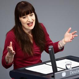 Bas und Klingbeil zu SPD-Vorsitzenden gewählt | tagesschau.de