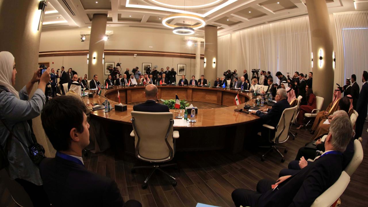 Arabische Staaten hoffen auf friedlichen Übergang in Syrien | tagesschau.de