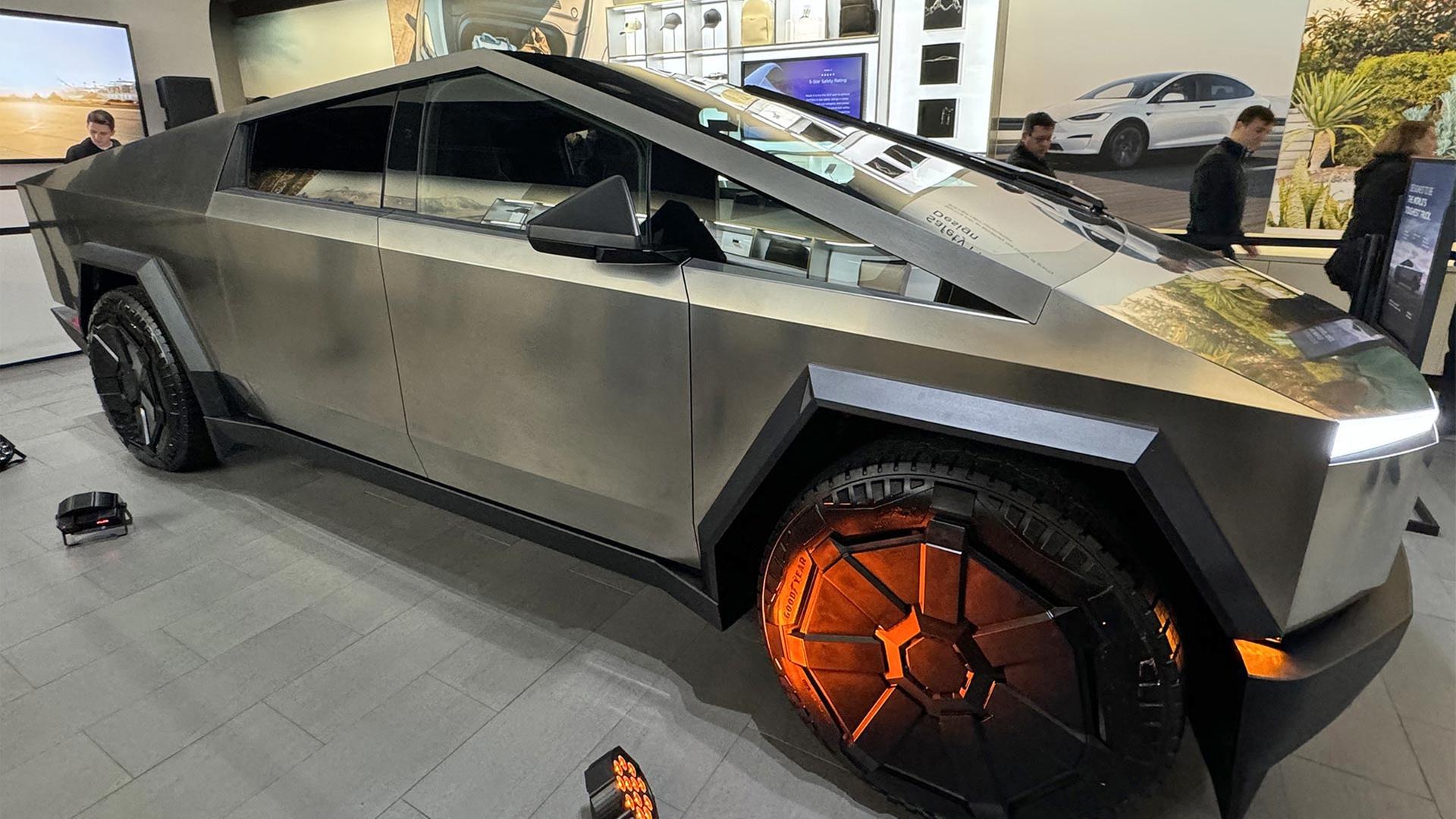 Tesla model cybertruck store