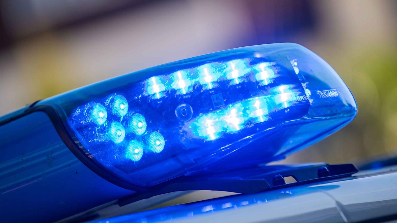 Pfefferspray-Attacke bei einer 90er Party in Elsdorf | tagesschau.de