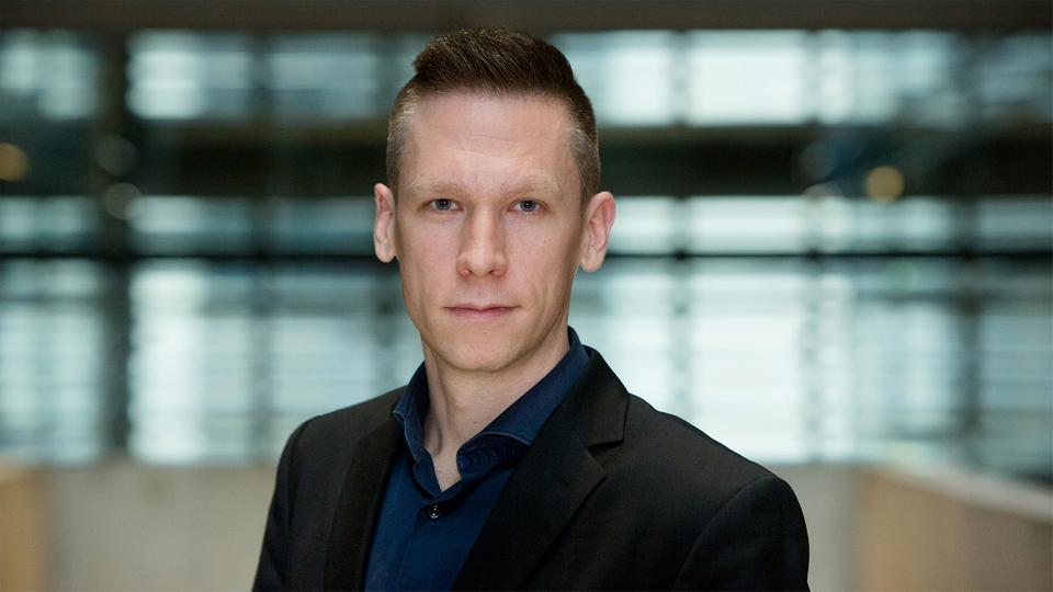 Für die Tagesschau berichtet: Björn Dake | tagesschau.de