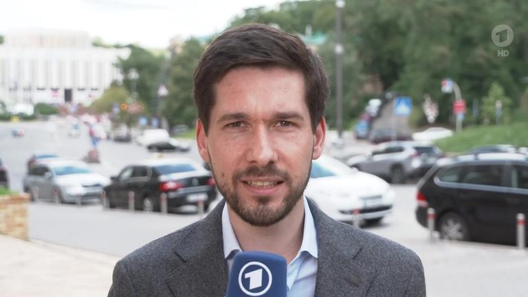 Vassili Golod, ARD Kiew, zum Einsatz von US-Streumunition durch die ...