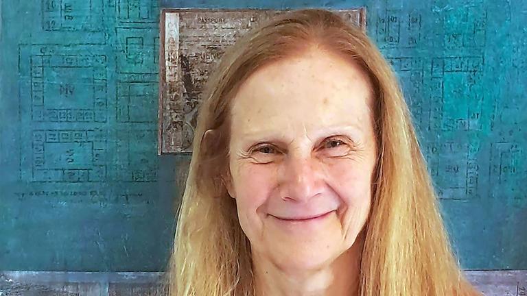 Künstlerin Mónica Laura Weiss: "Bilder aus dem Exil" und die Geschichte ...